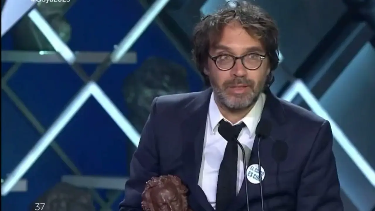 Elías León Siminiani 'arrebata' el Goya a Eva Libertad y Nuria Muñoz ...